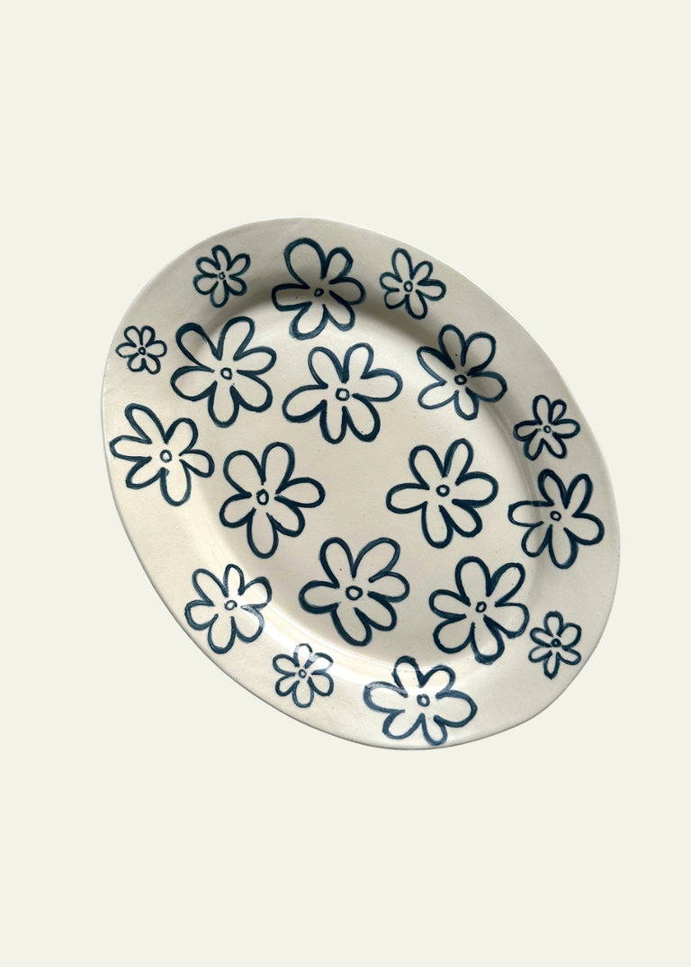 Handcrafted Daisy Serving Platter – Quinn Says